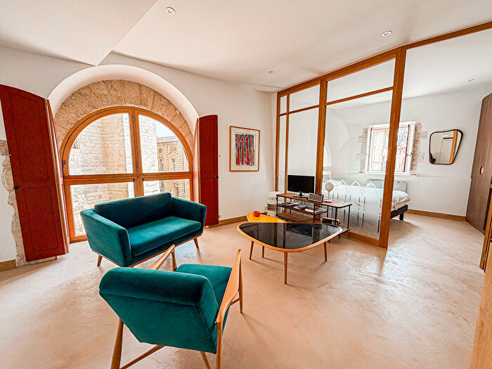 Appartement à vendre - Avignon, Palais des Papes, Zone Piétonne - 2 pièces - 1 chambre