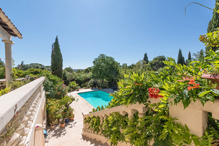 Maison à vendre - Canet - 6 pièces - 4 chambres