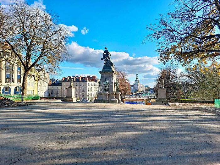Appartement à vendre - Nantes, Saint-Clément, Jardin des plantes, Caserne Lamoricière - 5 pièces - 3 chambres