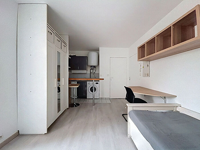 Appartement à vendre - Montigny-le-Bretonneux, Le Plan de Troux - 1 pièce