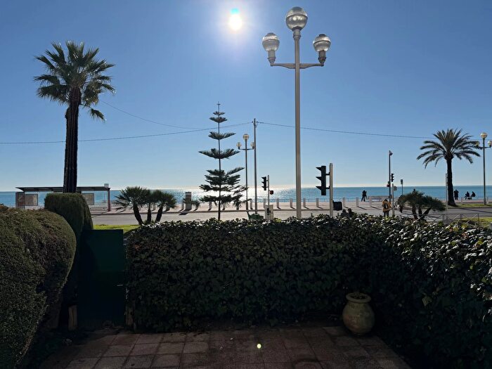 Appartement à vendre - Nice, Promenade des Anglais, Rue de France - 2 pièces - 1 chambre