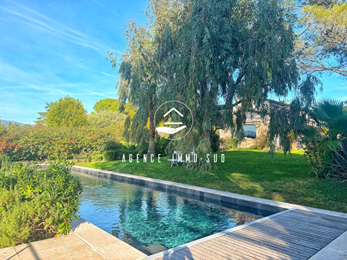 Maison à vendre - La Colle-sur-Loup - 5 pièces - 4 chambres