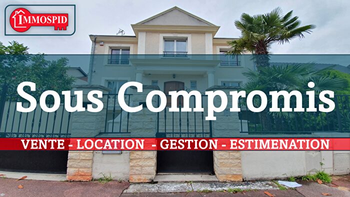 Maison à vendre - Livry-Gargan, Centre-ville - 6 pièces - 4 chambres