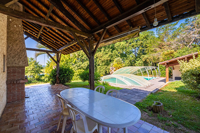 Maison à vendre - Aire-sur-lAdour - 7 pièces - 5 chambres