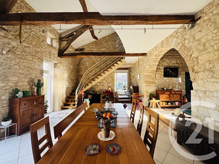 Maison à vendre - Saint-Julien-du-Puy - 14 pièces - 7 chambres