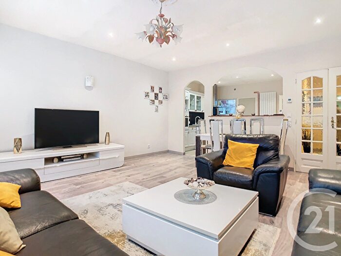 Appartement à vendre - Champigneulles - 5 pièces - 4 chambres