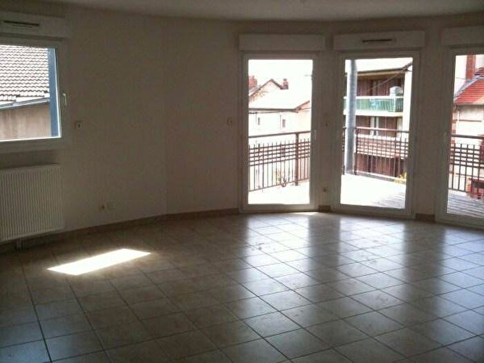 Appartement 4 pièces à Sud, Yssingeaux, à louer