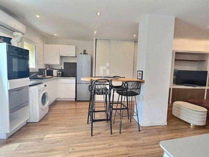 Appartement 2 pièces à louer à Le Revest-les-Eaux