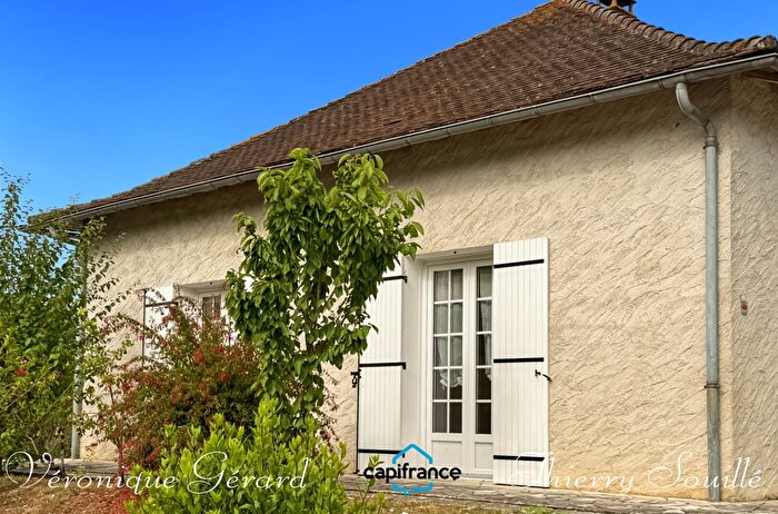 Villefranche-de-Lonchat : Maison 4 pièces à vendre