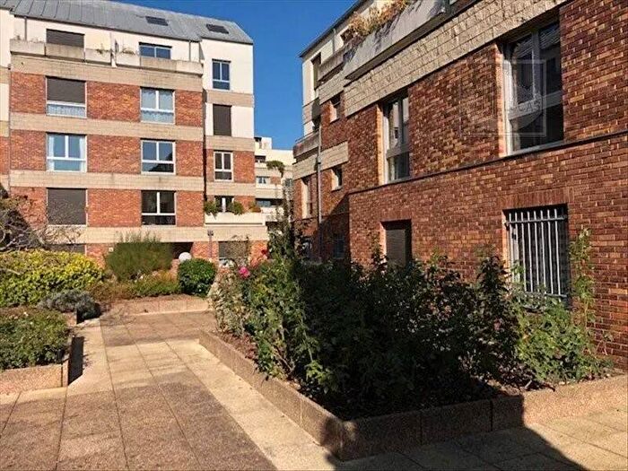 Appartement à louer - Bois de Verrières-Coulée Verte-Parc Heller, Antony - 3 pièces - 2 chambres