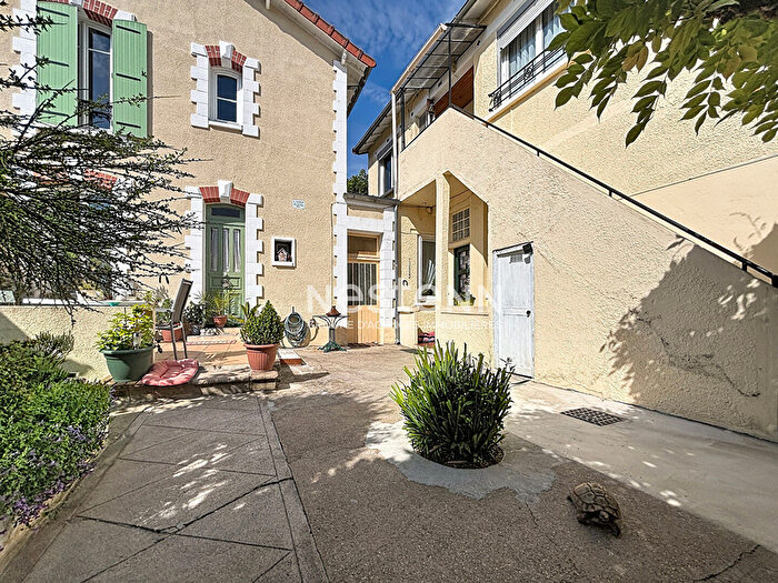 Appartement 4 pièces à vendre - Issy-les-Moulineaux, Les Epinettes, Le Fort, Les Hauts dIssy