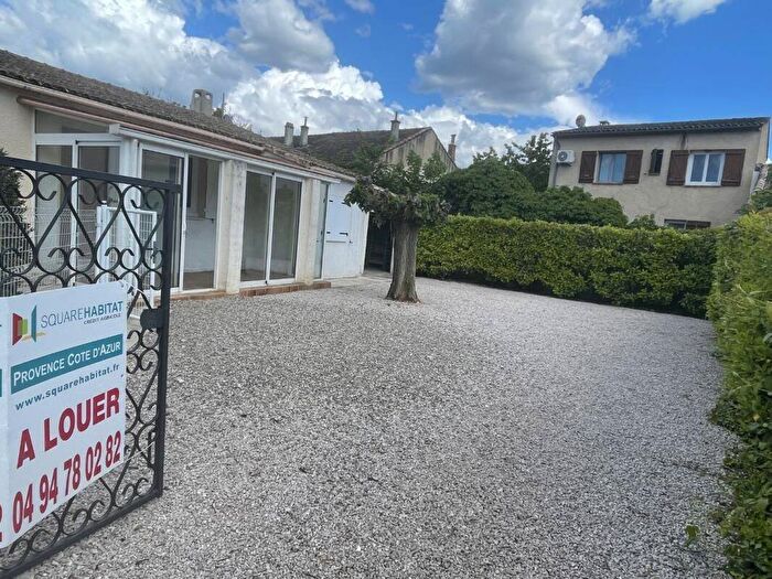Maison 3 pièces à Brue-Auriac, à louer