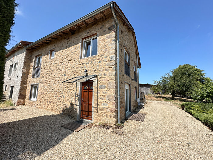 Maison 5 pièces à Saint-Pierre-le-Vieux, à louer