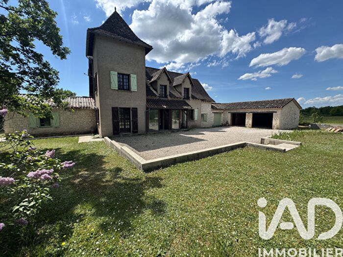 Maison 5 pièces à vendre à Lalbenque