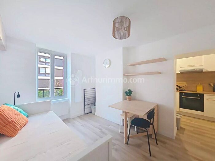 Appartement à louer - Charras, Clermont-Ferrand - 1 pièce