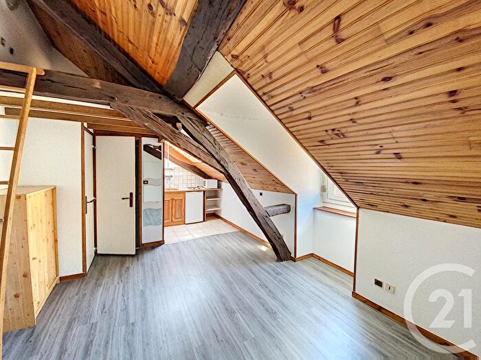 Orléans, Bourgogne, Saint-Euverte : Appartement 1 pièce à louer