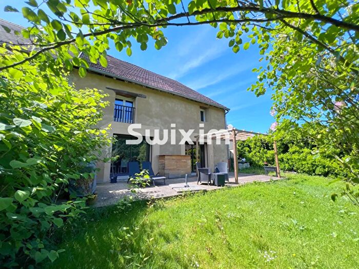 Maison 5 pièces à vendre à Lons-le-Saunier, Centre-ville