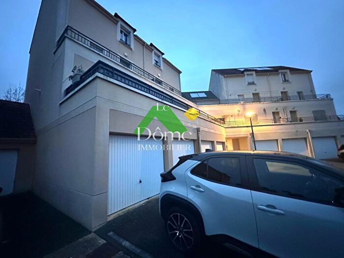 Appartement à louer - Méru - 4 pièces - 3 chambres