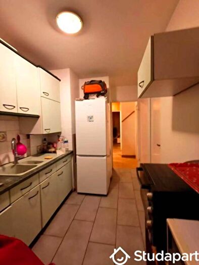 République-Université, Nanterre : Appartement 1 pièce à louer