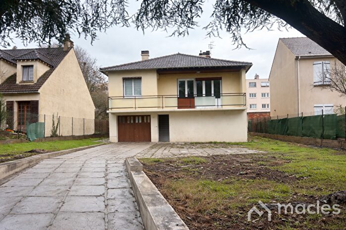 Maison à vendre - Villiers-le-Bel, Village, Val Roger - 9 pièces - 5 chambres