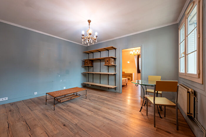 Appartement à vendre - Brive-la-Gaillarde, Centre-ville, Pont Cardinal, Champanatier - 2 pièces - 1 chambre