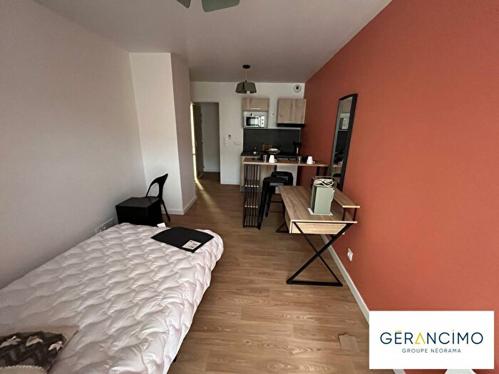 Appartement à louer - Saint Marc-Croix de Pierre-Saint Nicaise, Rouen - 1 pièce