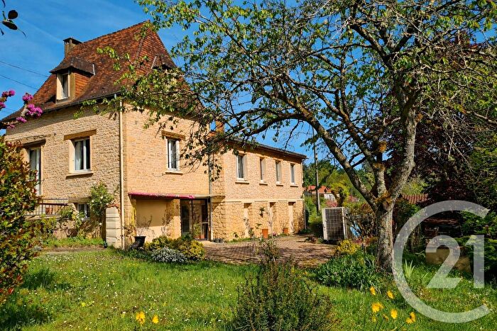 Sarlat-la-Canéda : Maison 7 pièces à vendre