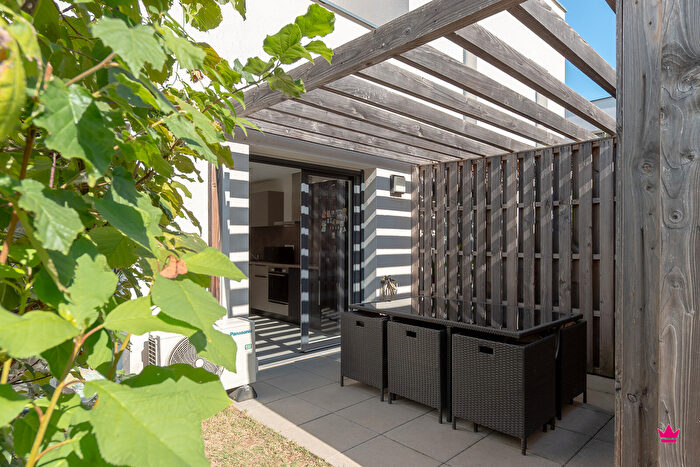 Appartement 2 pièces à Meyzieu, Sud Est, à vendre