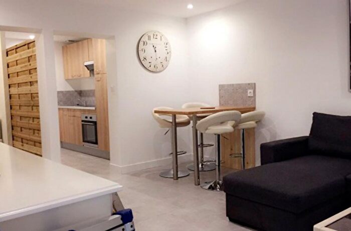 Appartement à louer - Boulogne-sur-Mer, Saint-Pierre - 2 pièces - 1 chambre