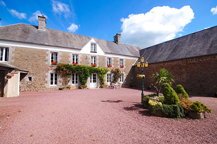 Maison à vendre - Roncey - 10 pièces - 6 chambres