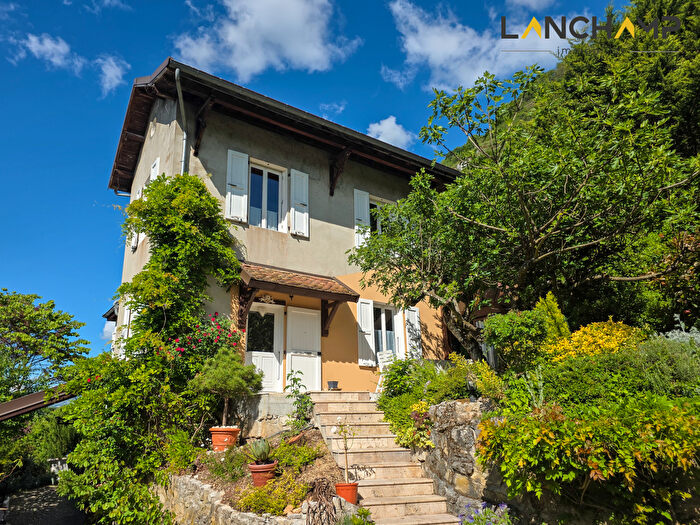 Maison 4 pièces à vendre à Chanaz