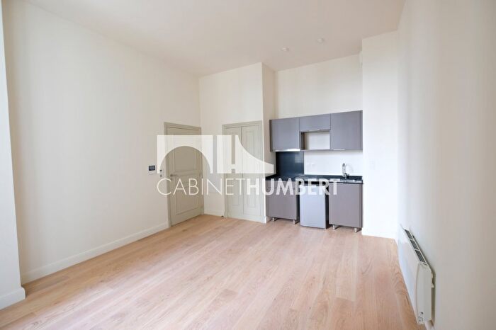 Appartement à louer - Saint-Étienne, Centre-ville, Peuple, Chavanelle - 1 pièce - 1 chambre