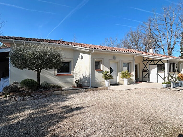 Maison 4 pièces à vendre à Saint-Étienne-de-Tulmont