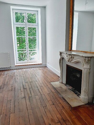 Nevers, Cathédrale, Jonction : Appartement 5 pièces à louer
