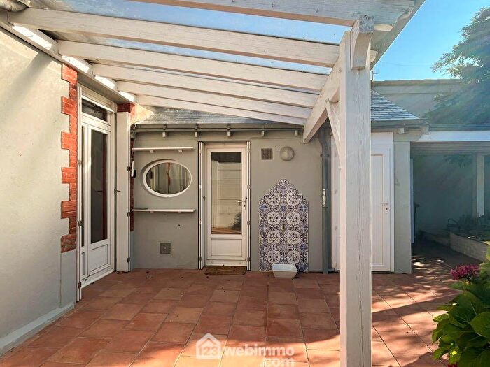 Maison à vendre - Cholet, Lorraine - 4 pièces - 2 chambres