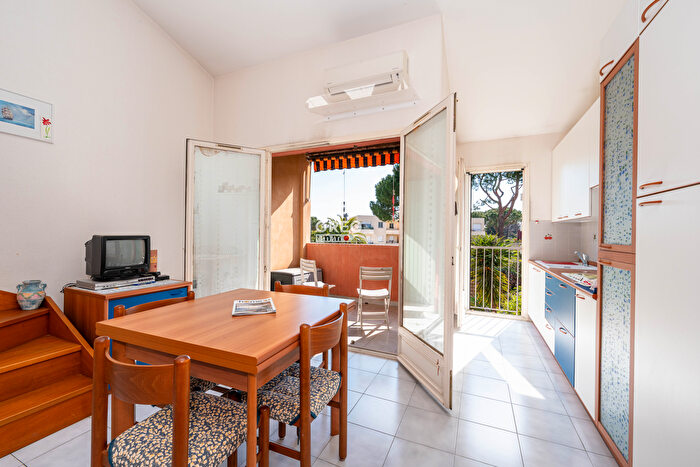 Appartement à vendre - Villeneuve-Loubet, Les Hauts de Vaugrenier, Les Maurettes, Vaugrenier - 2 pièces - 1 chambre