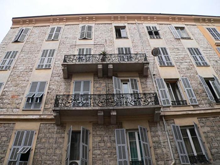 Appartement à louer - Nice, Médecin - 3 pièces - 2 chambres