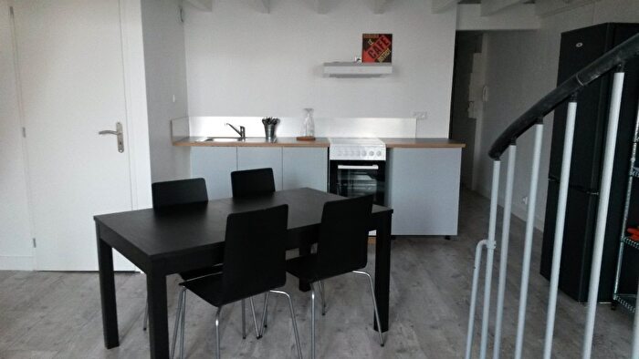 Appartement à louer - Pauillac - 3 pièces - 2 chambres