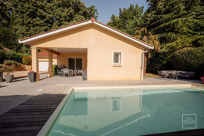 Maison 6 pièces à Genay, à vendre
