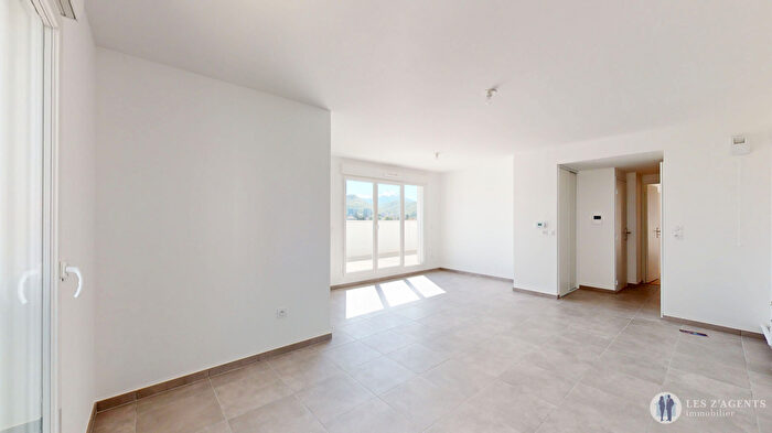 Appartement 4 pièces à vendre à Échirolles, Villeneuve