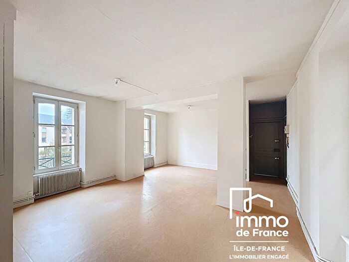 Appartement à louer - Pastières, Chartres - 4 pièces - 3 chambres