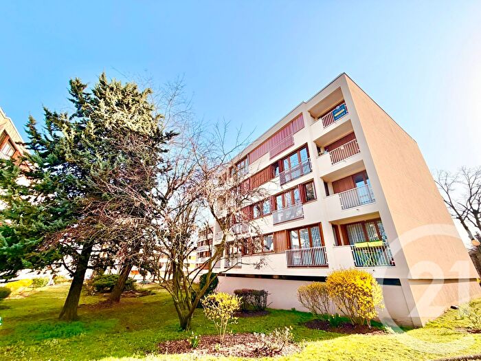 Appartement à vendre - Beauchamp - 4 pièces - 2 chambres