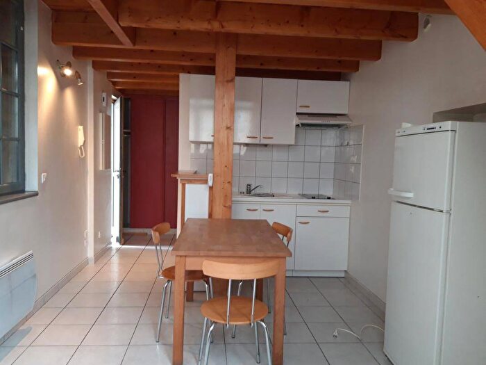 Appartement à louer - Figeac - 2 pièces - 1 chambre