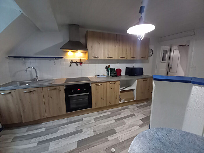 Appartement à louer - Guingamp - 3 pièces - 2 chambres