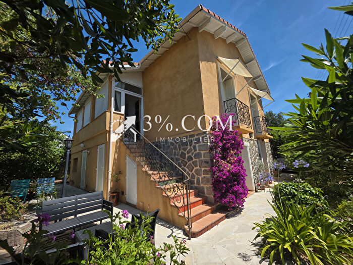 Maison 5 pièces à Saint-Raphaël, Plateau Notre-Dame, à vendre