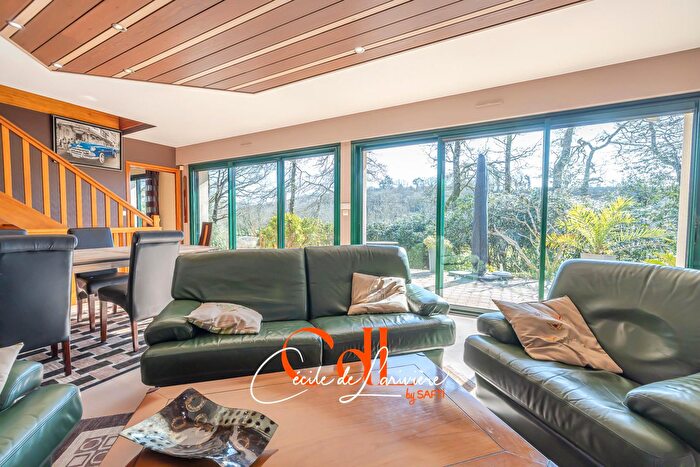 Maison à vendre - Landivisiau - 5 pièces - 4 chambres