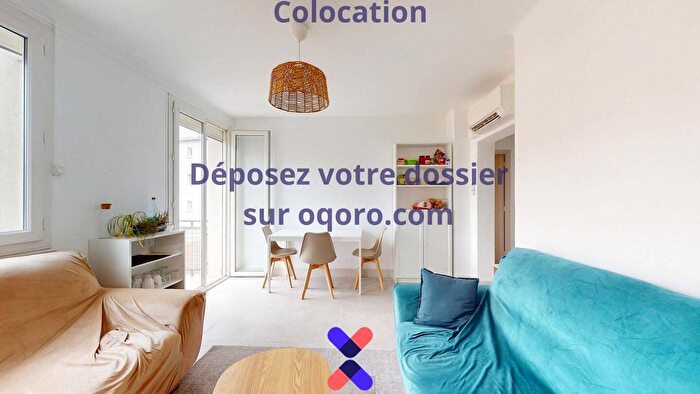 Appartement à louer - Beaucaire, Nîmes - 4 pièces - 3 chambres