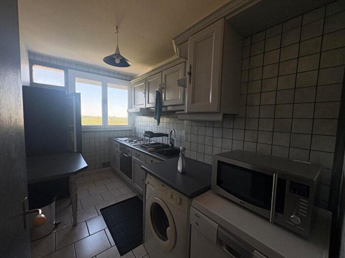Châteauroux, Bitray, La Belle Etoile, Le Buxerioux, Le Fontchoir : Appartement 3 pièces à louer