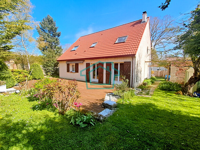 Maison à vendre - La Queue-lez-Yvelines, La Queue-les-Yvelines - 6 pièces - 4 chambres