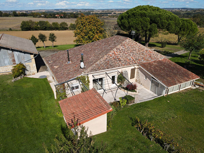 Maison 7 pièces à Sirac, à vendre